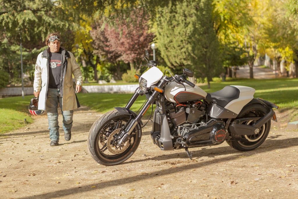 Ficha técnica Harley-Davidson Softail FXDR 114 - motorADN.com