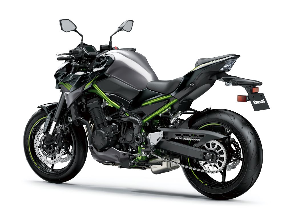 PRUEBA KAWASAKI Z900 2020: VERDE AÚN MAS BRILLANTE - motorADN.com