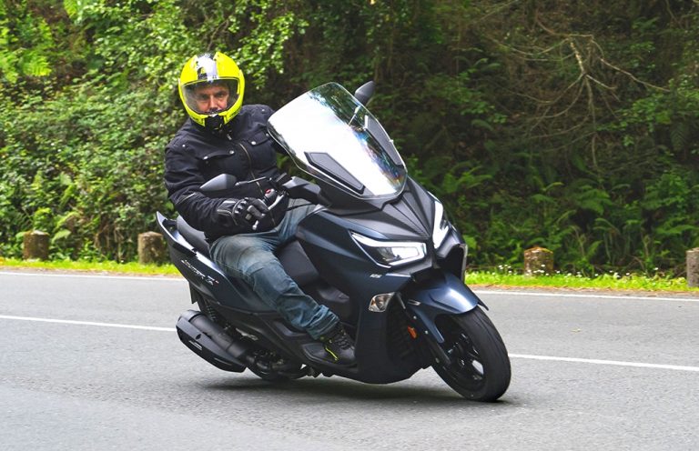 Fotos prueba presentación SYM JOYMAX Z PLUS 125 2021 - motorADN.com