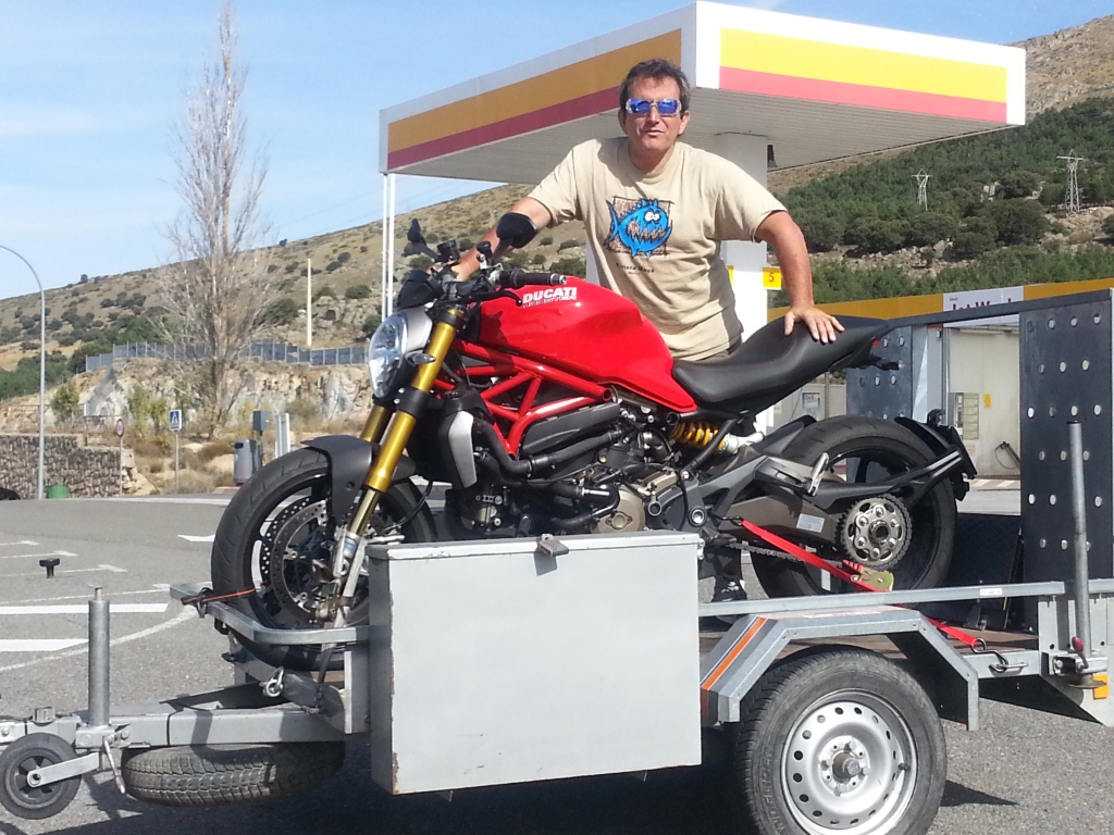 REMOLQUES PARA MOTO 1: ¿CUANTOS TIPOS HAY? - motorADN.com